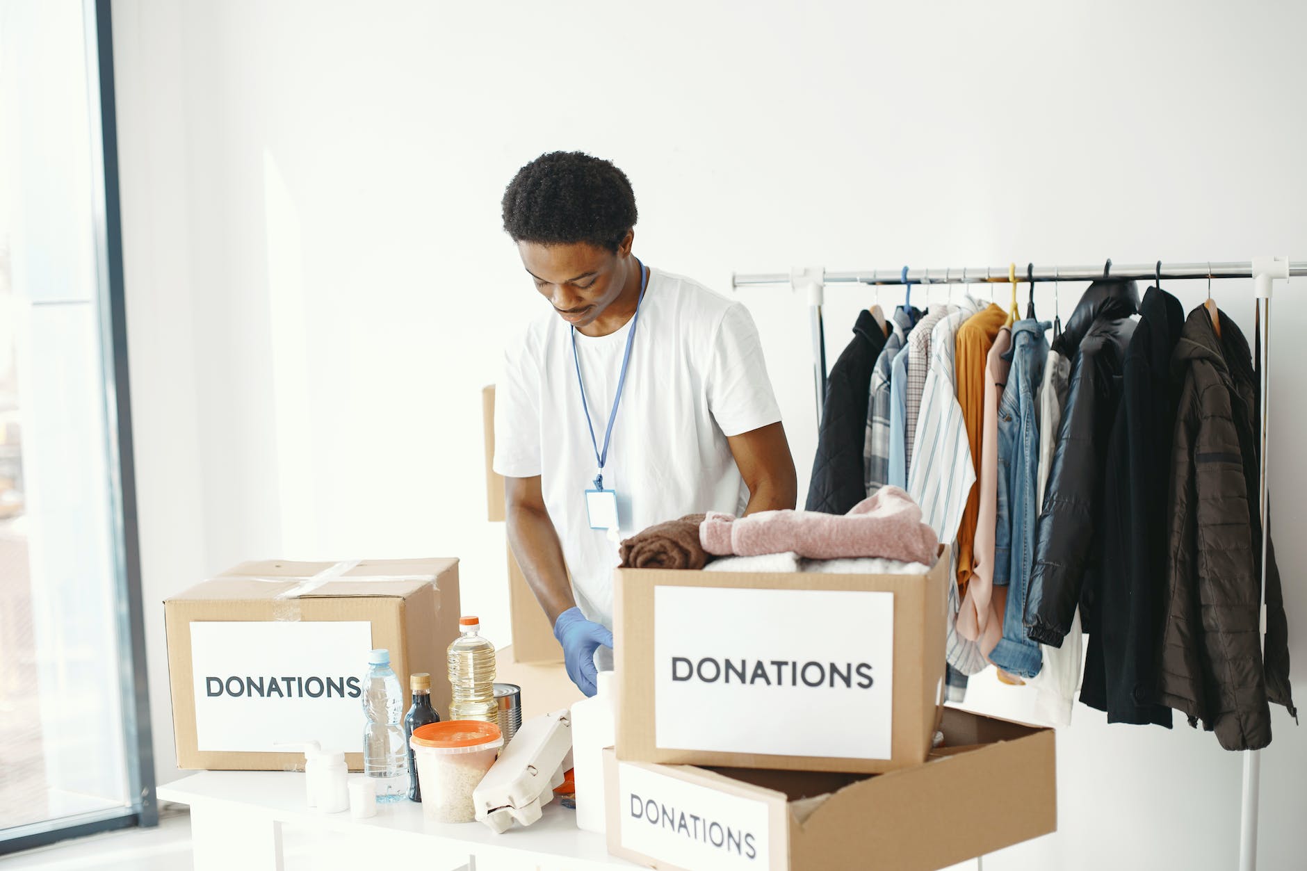 6 Fun Ways to Teach Kids about Giving Back - Parent Resource